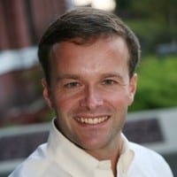 Paralyzed or Catalyzed? Servicing the Energy Transition