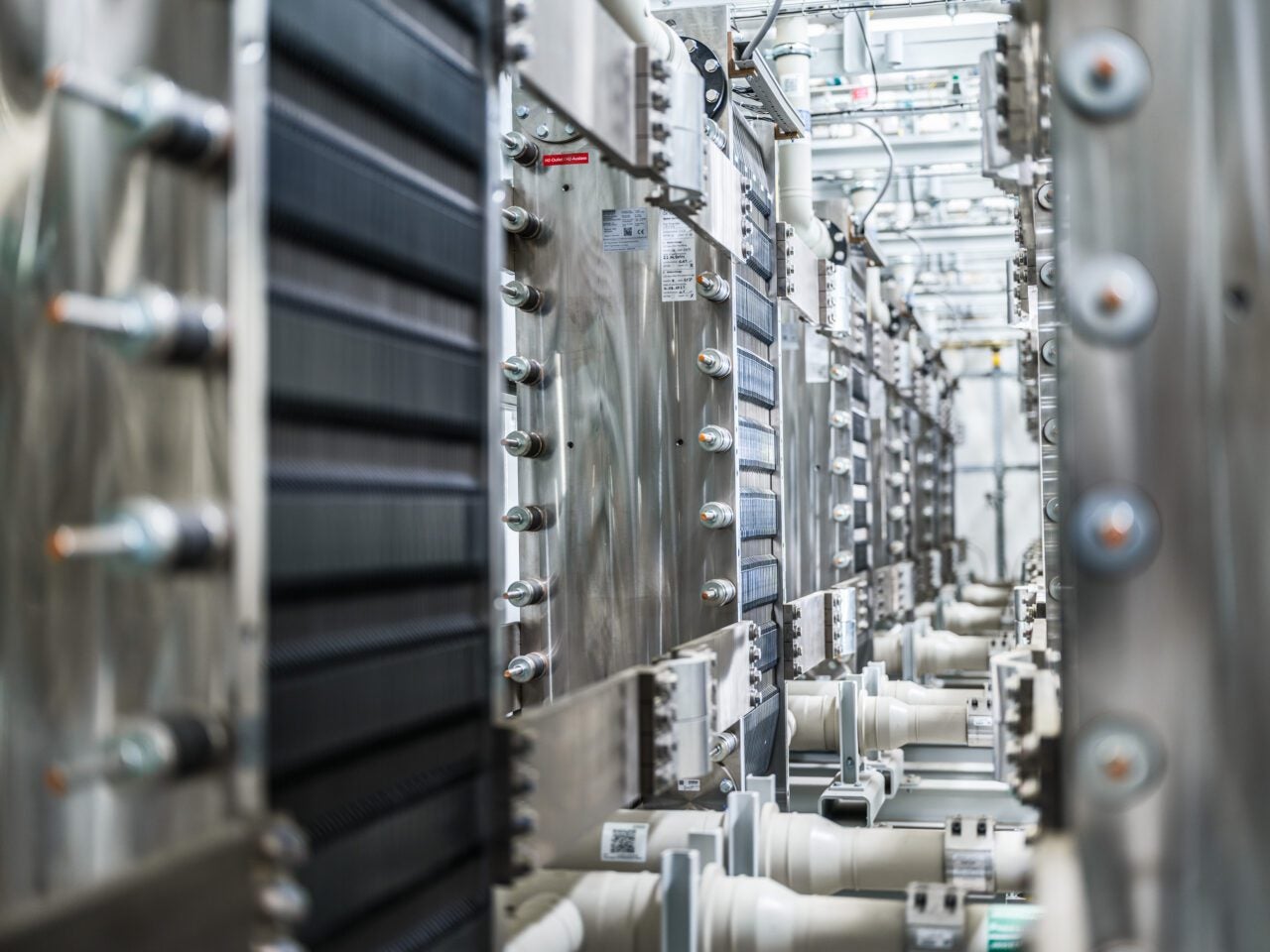 BASF Commissions Electrolyzer for Major German Hydrogen Production Project