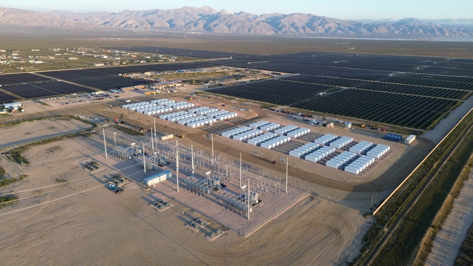 Arevon Brings $2-Billion California Solar-Plus-Storage Project Online